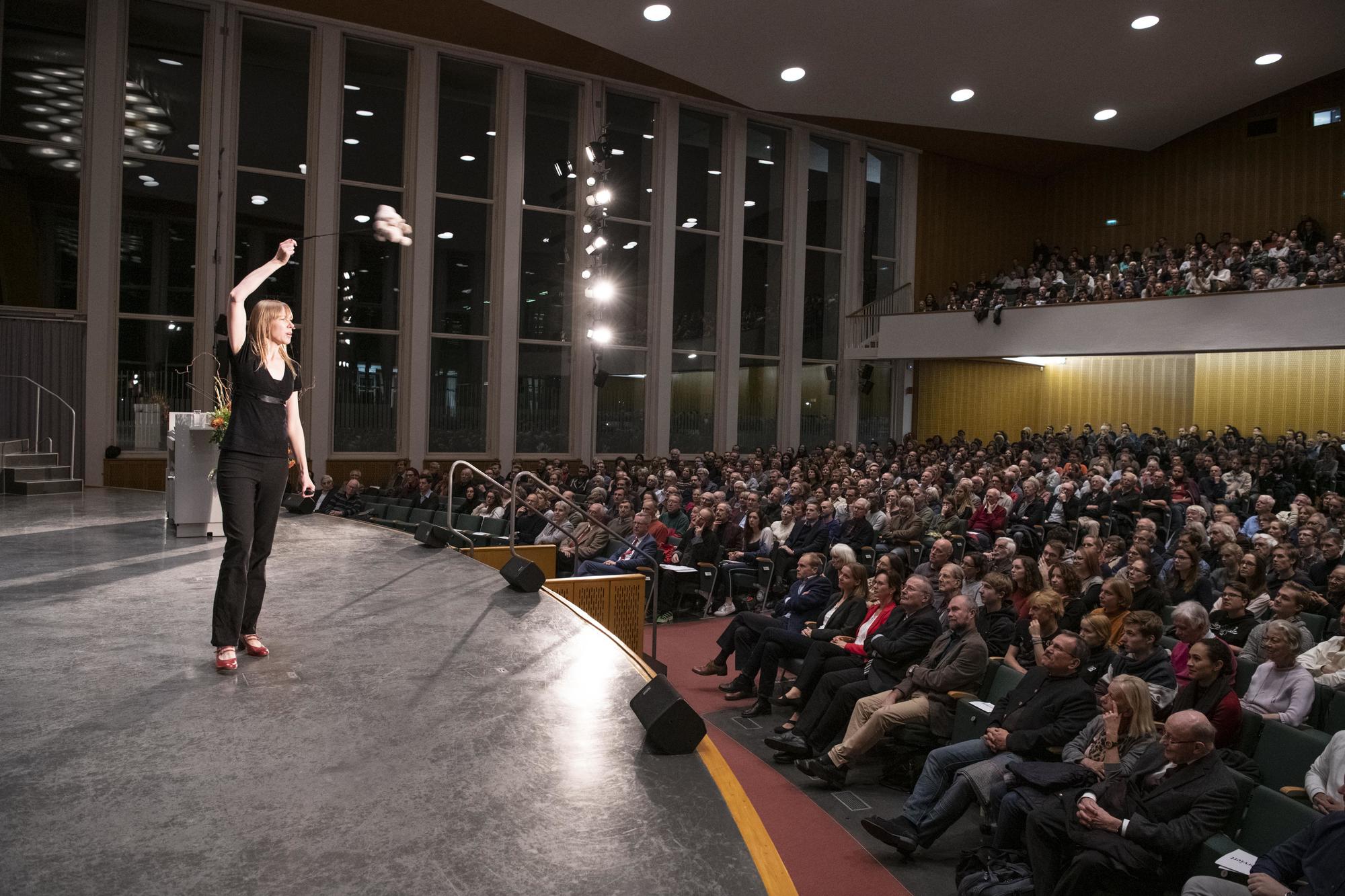 XIX. Einstein Lecture Dahlem • Einstein Lectures Dahlem • Freie ...