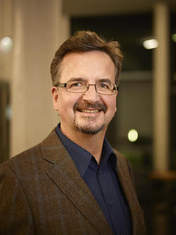 Prof. Dr. Thomas Risse spricht in São Paulo über „Governance in Räumen ...