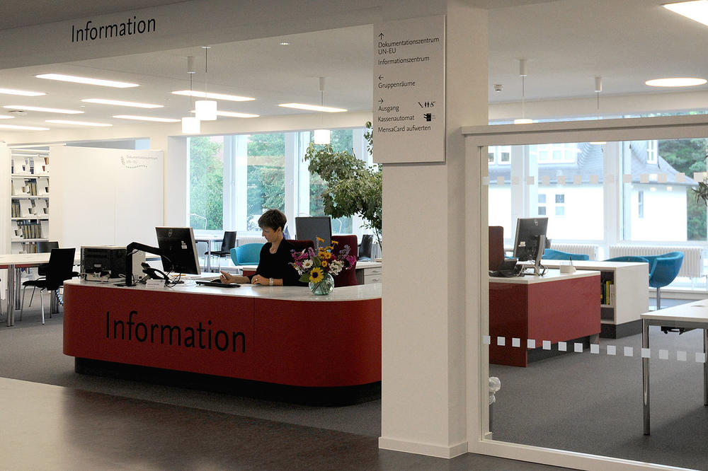 Universitätsbibliothek • Freie Universität Berlin